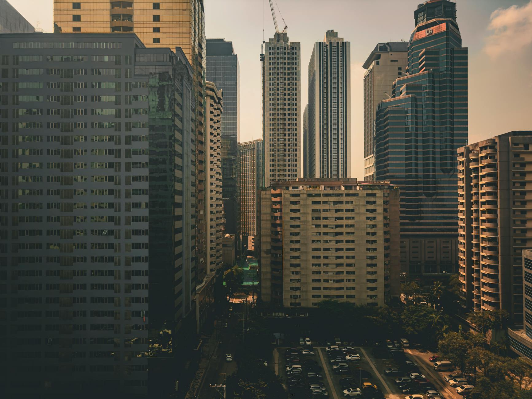 Low-Rise vs Mid-Rise vs High-Rise Condos: Pros, Cons, and What Buyers ...